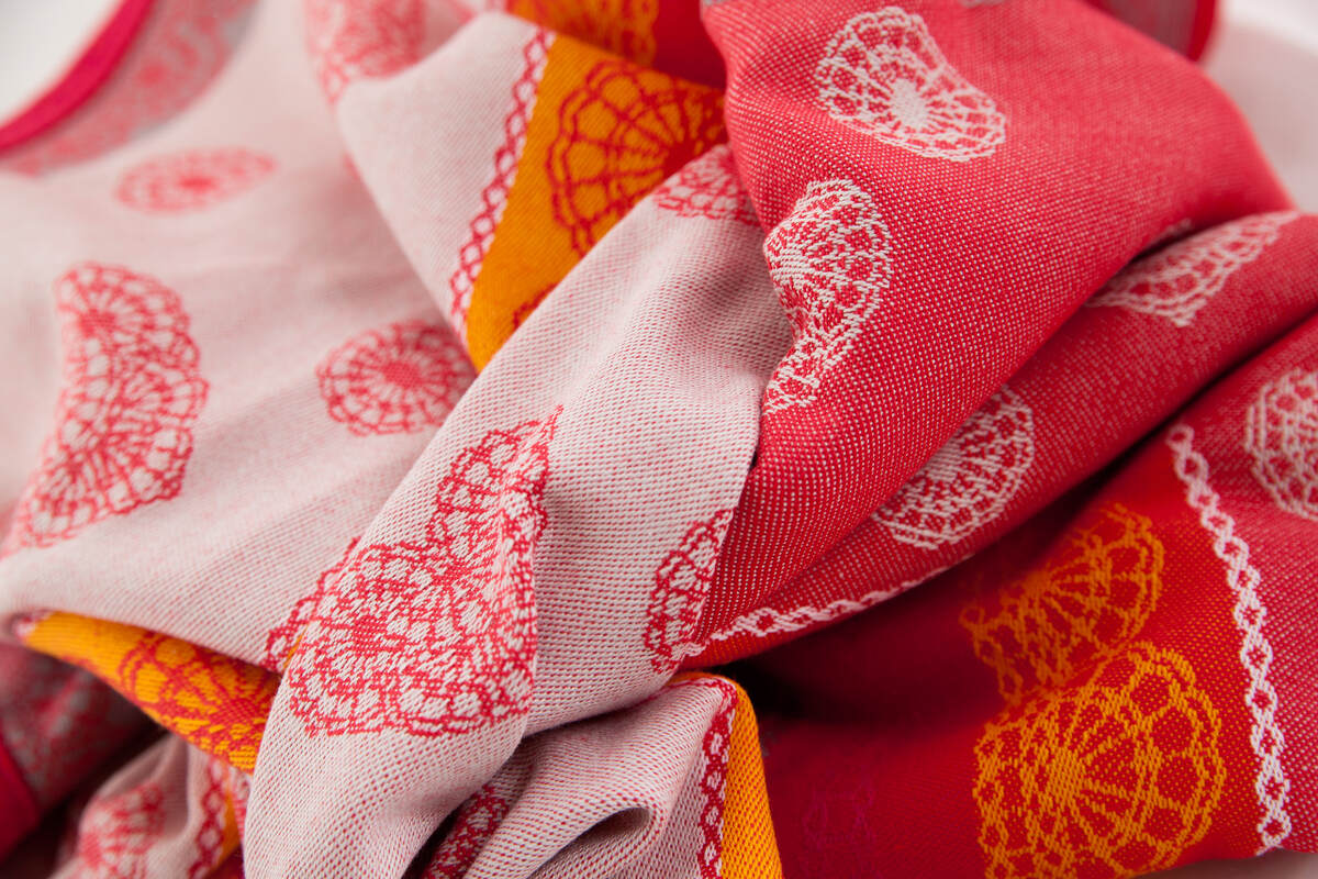 Baby Wrap, Jacquard Weave (100% cotton) - Cherry Lace - size L
